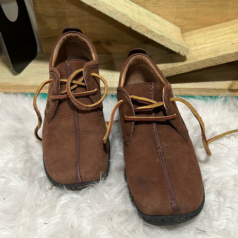 Born Concept Brown Nubuck Leather Split Toe Casual Ox… - Gem